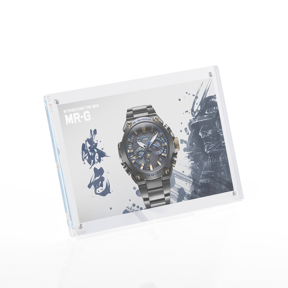 This Acrylic Plastic Frame Uses Magnets to Tightly Hold the Display ...