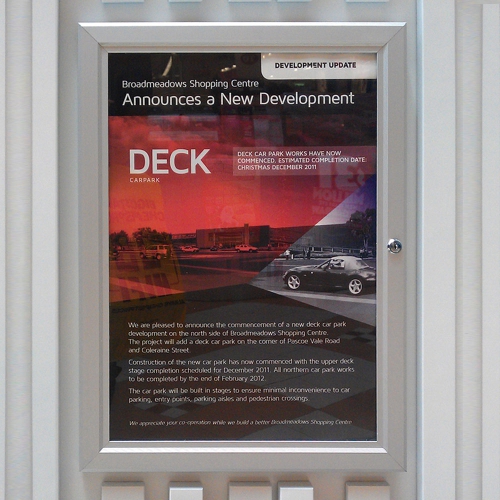 A2 Lockable Sign Frame - Poster Cabinets, Retail Poster Frames